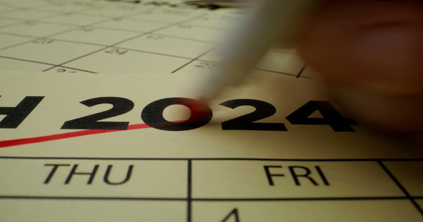 2025 New Year Planning on Desktop • Stock Video on Uppbeat